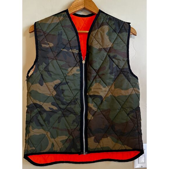 Jackets & Coats | Vintage Quilted Reversible Hunting Vest Nylon Mens ...